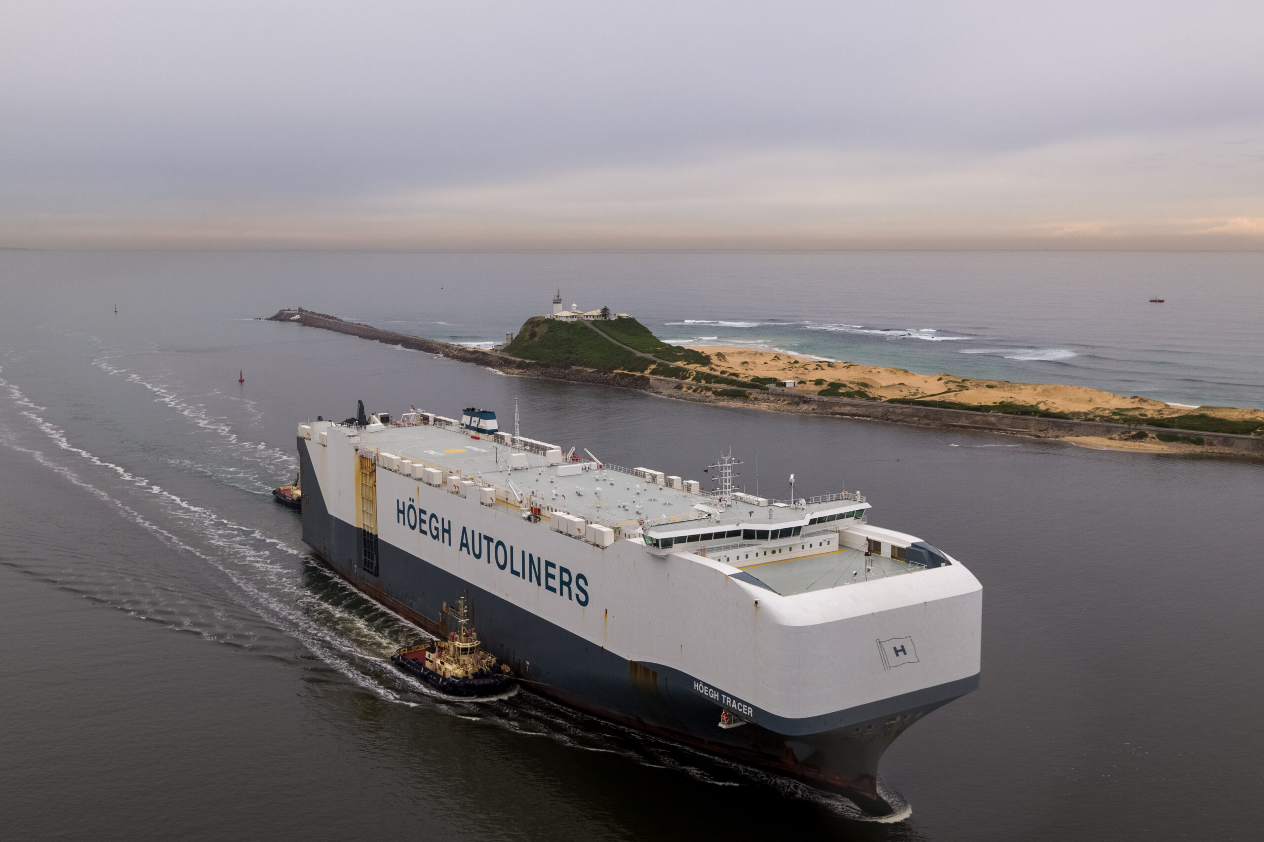 Port of Newcastle welcomes giant visitor | Newcastle Weekly