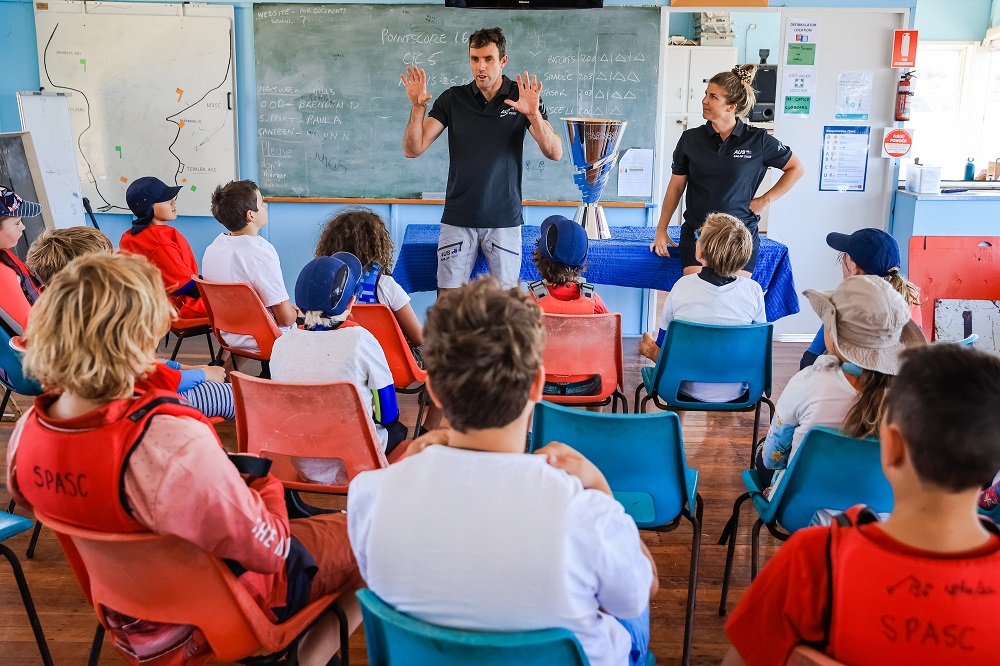 Olympic duo inspires next generation of Lake Mac sailors | Newcastle Weekly