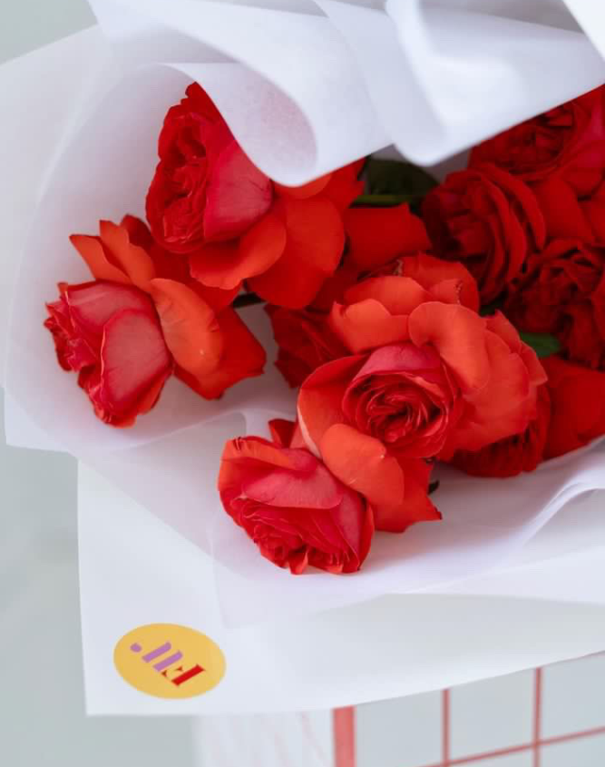 FLWR + WATER: Mum launches fresh take on art + flowers | Newcastle Weekly