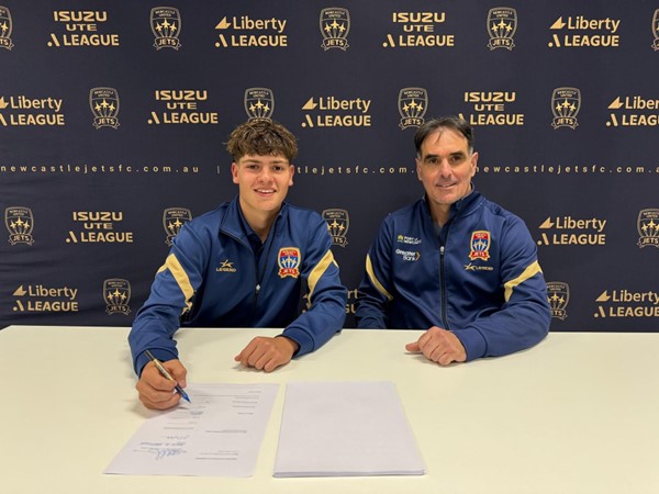 ALM: Jets waste no time to bolster playing stocks | Newcastle Weekly