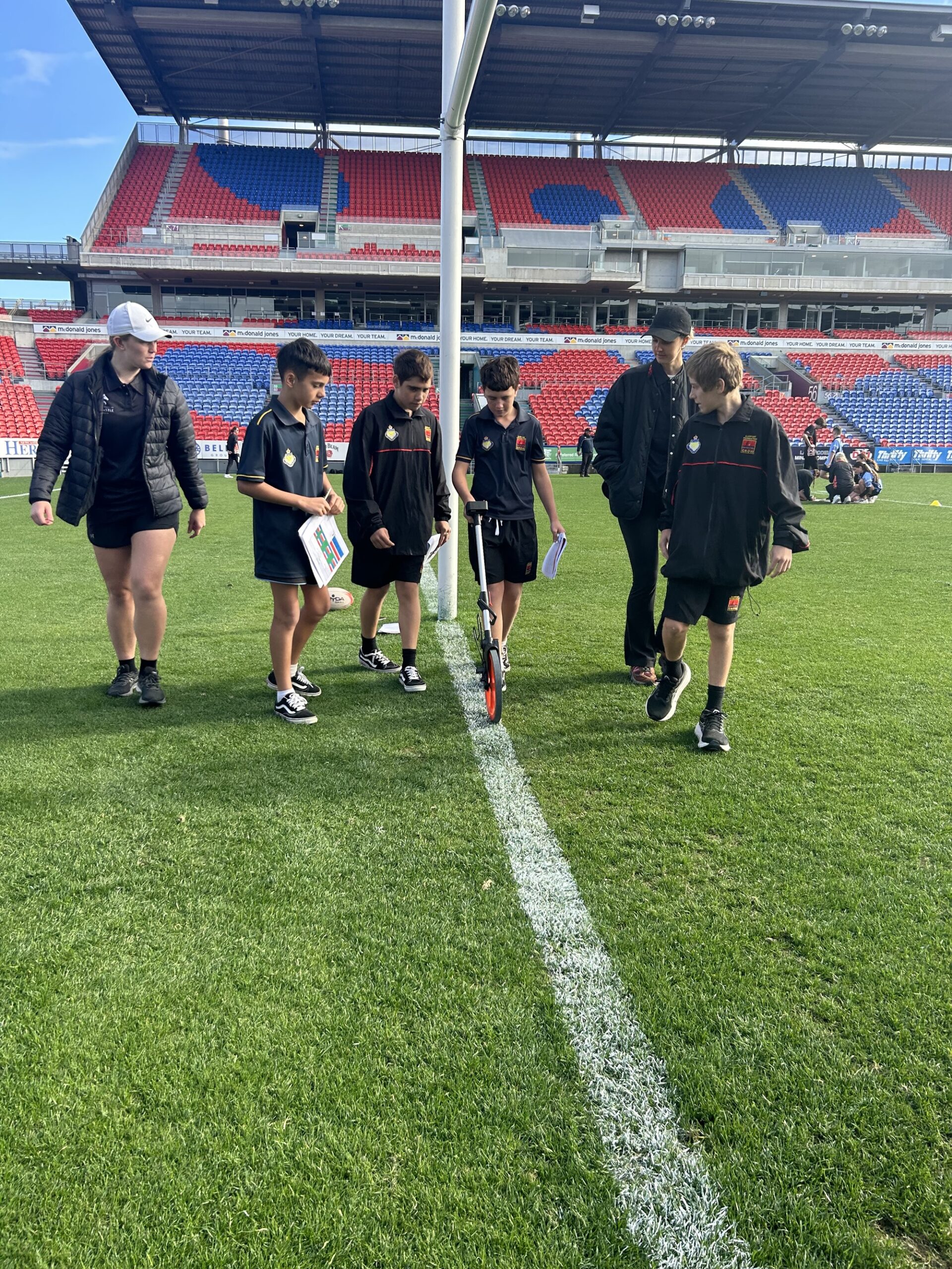 UoN students increase cultural understanding with numeracy and Knights ...