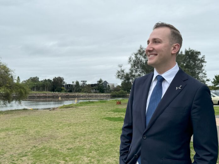 Deputy labels Lord Mayor 'weak' for supporting Port of Newcastle ...