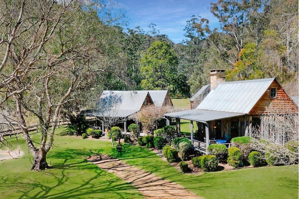 Who's Buying, who's selling? | Newcastle Weekly