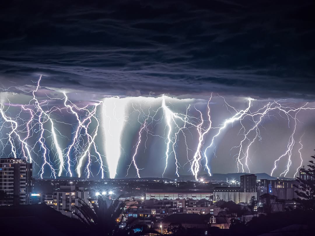 Storm conditions worsen throughout Hunter... with more rain to come ...