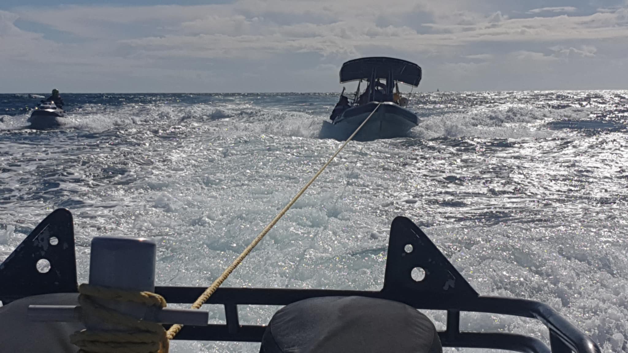 Marine Rescue Lake Macquarie volunteers praised for ‘rapid response ...