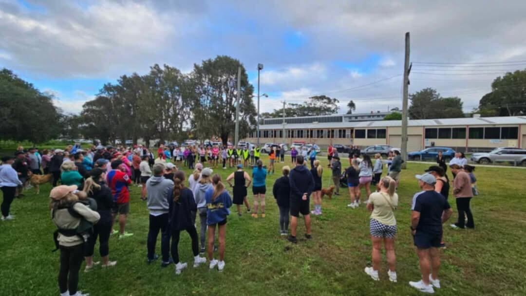 Thousands flock to Fernleigh Track in solidarity | Newcastle Weekly