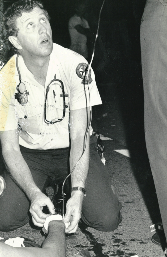 Paramedic hero of ’89 quake tells his story | Newcastle Weekly