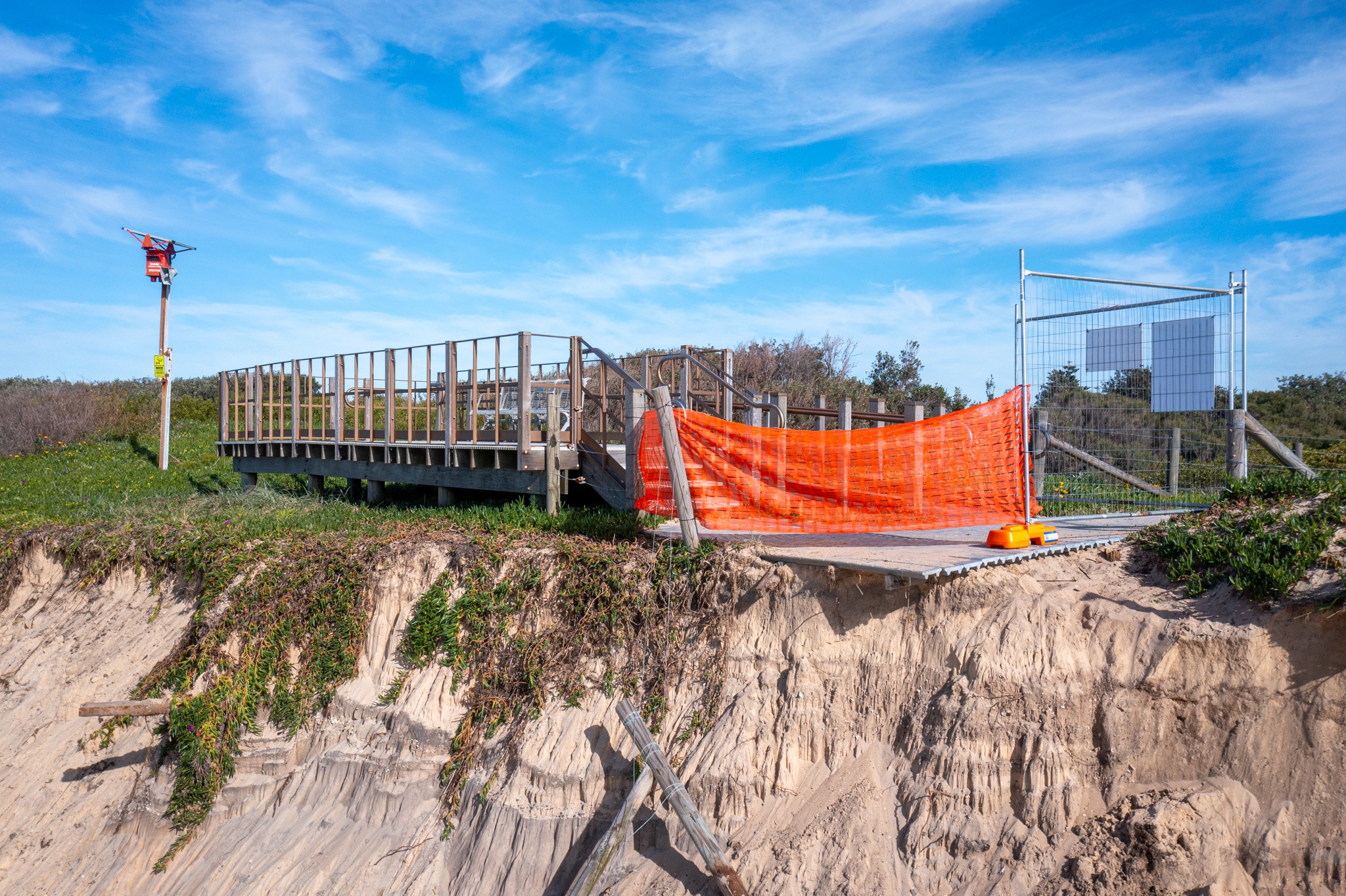 Coastal erosion wipes out popular Blacksmiths Beach viewing platform ...