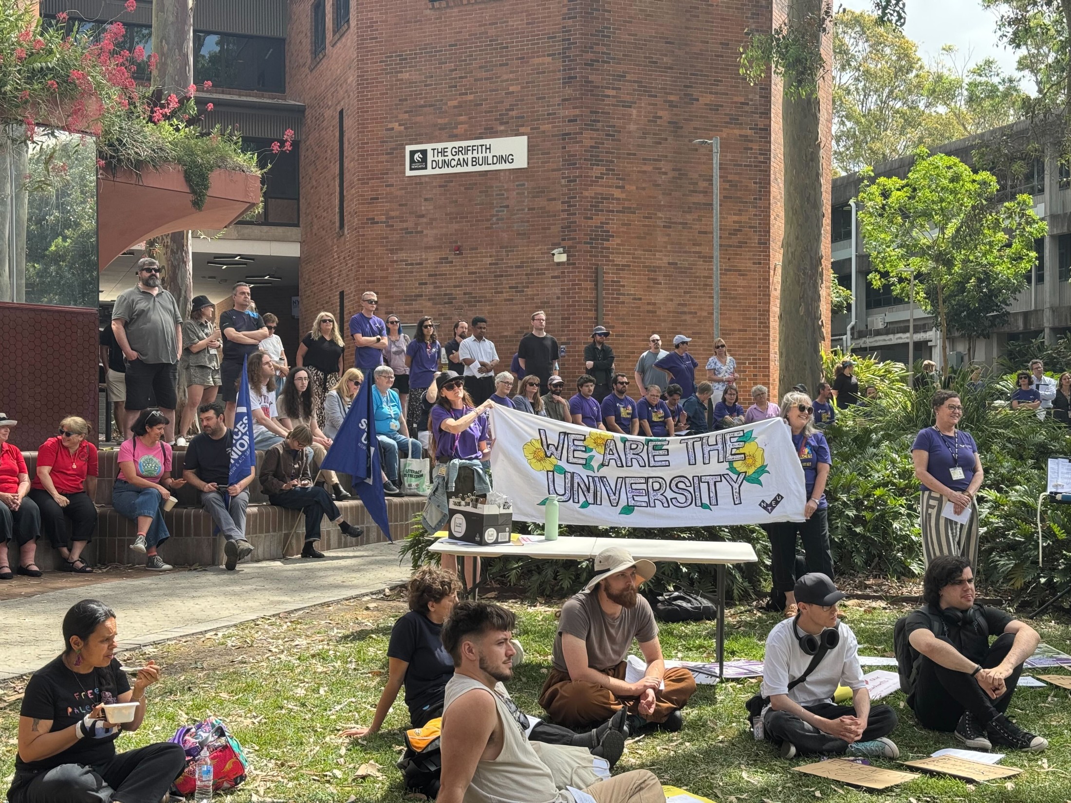Union says UoN support program fails workers at risk | Newcastle Weekly