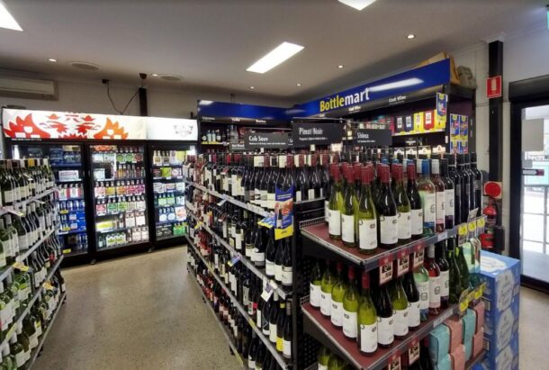 Mayfield bottle shop sounds alarm on theft